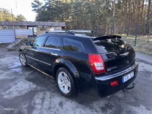 Black Chrysler 300C 2007 in Tallinn, with an engine capacity of 0.00 L and mileage of 315 thousand km for 4300 €, photo 15 on AUTOMOTO.COM.LV