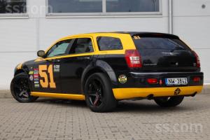 Black Chrysler 300C 2007 in Riga, with an engine capacity of 3.00 L and mileage of 0 thousand km for 3495 €, photo 7 on AUTOMOTO.COM.LV