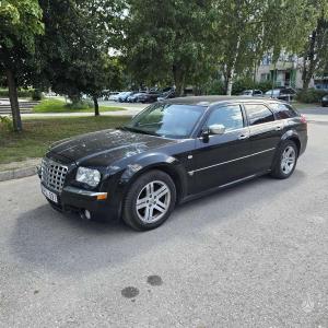 Черный Крайслер 300C 2007 в Каунас, объемом двигателя 2.99 л и пробегом 263 тыс. км за 3000 €, фото  на AUTOMOTO.COM.LV
