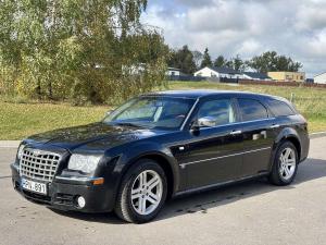 Черный Крайслер 300C 2007 в Вильнюс, объемом двигателя 2.99 л и пробегом 264 тыс. км за 2700 €, фото  на AUTOMOTO.COM.LV