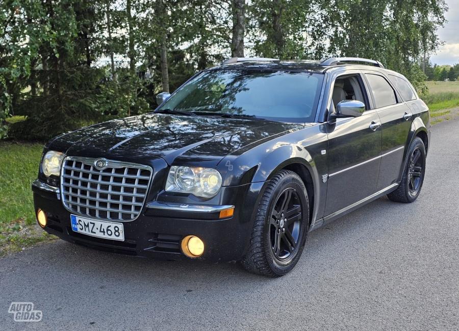 Черный Крайслер 300C 2009 в Арёгала, объемом двигателя 3.00 л и пробегом 305 тыс. км за 2600 €, фото 1 на AUTOMOTO.COM.LV