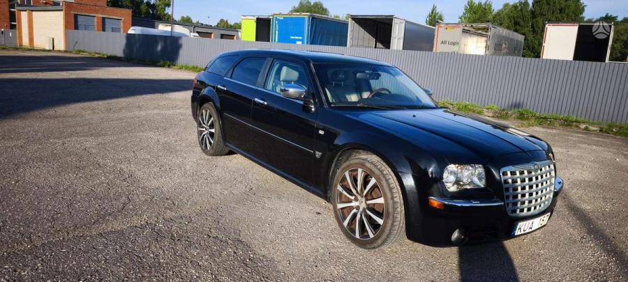 Melns Chrysler 300C 2009 Kėdainiai, ar dzinēja tilpumu 2.99 L un nobraukumu 279 tūkst. km par 2400 €, foto 1 vietnē AUTOMOTO.COM.LV