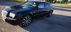 Melns Chrysler 300C 2009 Kėdainiai, ar dzinēja tilpumu 2.99 L un nobraukumu 279 tūkst. km par 2400 €, foto 3 vietnē AUTOMOTO.COM.LV