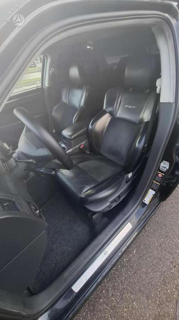 Melns Chrysler 300C 2009 Kauņa, ar dzinēja tilpumu 3.00 L un nobraukumu 351 tūkst. km par 3950 €, foto 7 vietnē AUTOMOTO.COM.LV