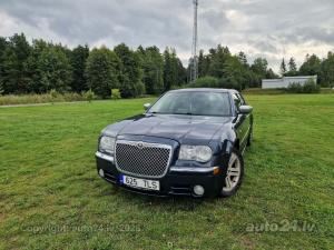 Синий Крайслер 300C 2007 в Таллин, объемом двигателя 3.00 л и пробегом 388 тыс. км за 2000 €, фото  на AUTOMOTO.COM.LV