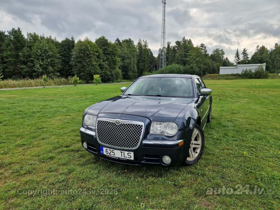 Синий Крайслер 300C 2007 в Таллин, объемом двигателя 3.00 л и пробегом 388 тыс. км за 2000 €, фото 1 на AUTOMOTO.COM.LV