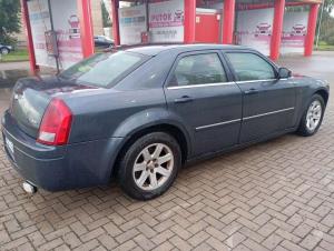 Zils Chrysler 300C 2008 Jurbarkas, ar dzinēja tilpumu 2.74 L un nobraukumu 126 tūkst. km par 2950 €, foto 14 vietnē AUTOMOTO.COM.LV