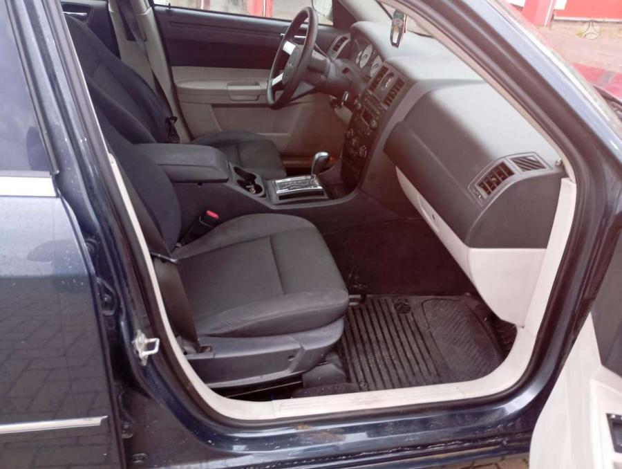 Zils Chrysler 300C 2008 Jurbarkas, ar dzinēja tilpumu 2.74 L un nobraukumu 126 tūkst. km par 2950 €, foto 18 vietnē AUTOMOTO.COM.LV