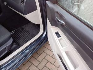 Zils Chrysler 300C 2008 Jurbarkas, ar dzinēja tilpumu 2.74 L un nobraukumu 126 tūkst. km par 2950 €, foto 19 vietnē AUTOMOTO.COM.LV