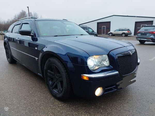 Zils Chrysler 300C 2006 Utena, ar dzinēja tilpumu 2.99 L un nobraukumu 345 tūkst. km par 4200 €, foto 1 vietnē AUTOMOTO.COM.LV