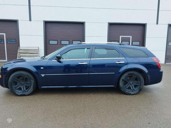 Zils Chrysler 300C 2006 Utena, ar dzinēja tilpumu 2.99 L un nobraukumu 345 tūkst. km par 4200 €, foto 4 vietnē AUTOMOTO.COM.LV