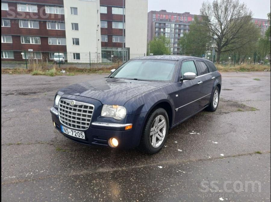Zils Chrysler 300C 2006 Rīga, ar dzinēja tilpumu 3.00 L un nobraukumu 420 tūkst. km par 2500 €, foto 1 vietnē AUTOMOTO.COM.LV