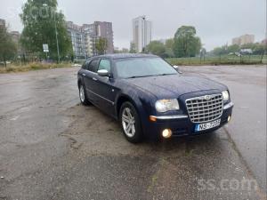 Zils Chrysler 300C 2006 Rīga, ar dzinēja tilpumu 3.00 L un nobraukumu 420 tūkst. km par 2500 €, foto 3 vietnē AUTOMOTO.COM.LV