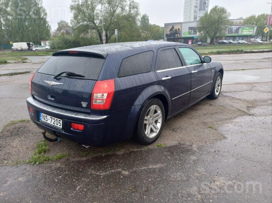 Zils Chrysler 300C 2006 Rīga, ar dzinēja tilpumu 3.00 L un nobraukumu 420 tūkst. km par 2500 €, foto 4 vietnē AUTOMOTO.COM.LV