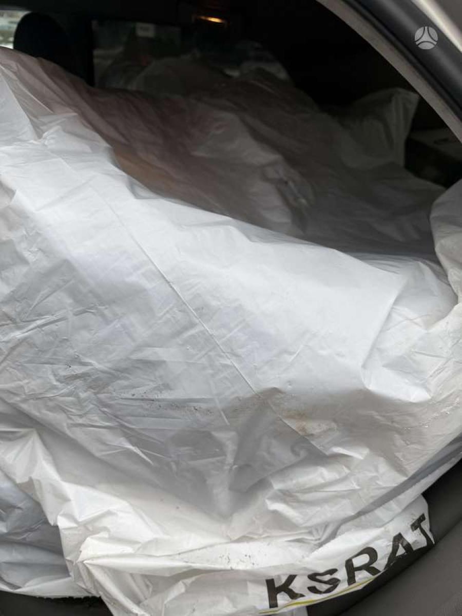 Brūns Chrysler 300C 2007 Viļņa, ar dzinēja tilpumu 2.99 L un nobraukumu 399 tūkst. km par 1450 €, foto 11 vietnē AUTOMOTO.COM.LV