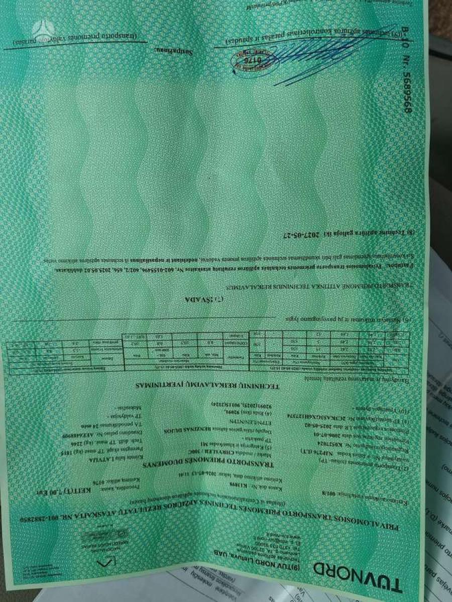Зеленый Крайслер 300C 2006 в Вильнюс, объемом двигателя 3.47 л и пробегом 100 тыс. км за 1850 €, фото 20 на AUTOMOTO.COM.LV
