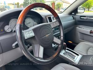 Серый Крайслер 300C 2006 в Таллин, объемом двигателя 2.70 л и пробегом 118 тыс. км за 2999 €, фото 10 на AUTOMOTO.COM.LV