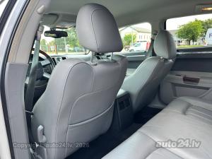 Серый Крайслер 300C 2006 в Таллин, объемом двигателя 2.70 л и пробегом 118 тыс. км за 2999 €, фото 20 на AUTOMOTO.COM.LV