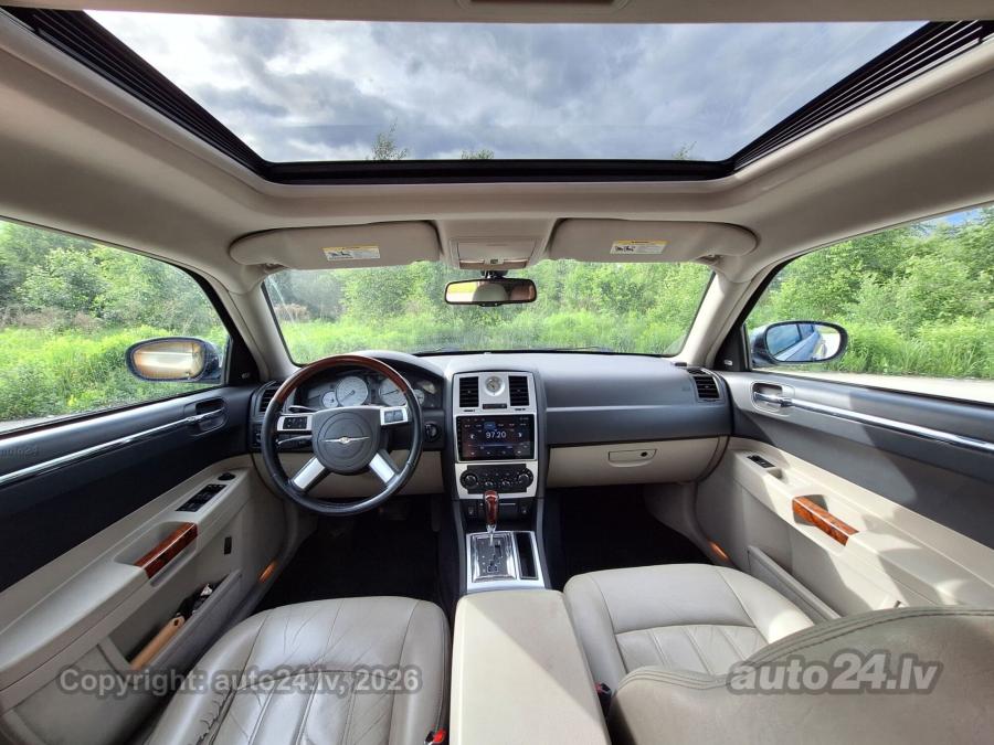 Серый Крайслер 300C 2007 в Тарту, объемом двигателя 3.00 л и пробегом 360 тыс. км за 3400 €, фото 6 на AUTOMOTO.COM.LV