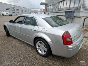 Pelēks Chrysler 300C 2007 Viļņa, ar dzinēja tilpumu 3.00 L un nobraukumu 370 tūkst. km par 2000 €, foto 5 vietnē AUTOMOTO.COM.LV