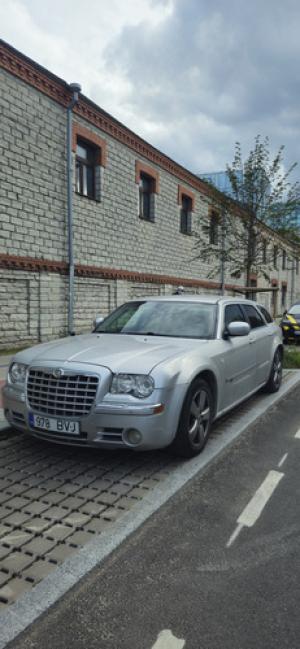 Серый Крайслер 300C 2011 в Таллин, объемом двигателя 3.00 л и пробегом 285 тыс. км за 5400 €, фото 3 на AUTOMOTO.COM.LV