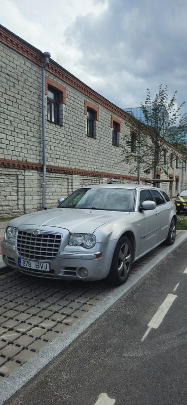 Серый Крайслер 300C 2011 в Таллин, объемом двигателя 3.00 л и пробегом 285 тыс. км за 5400 €, фото 11 на AUTOMOTO.COM.LV