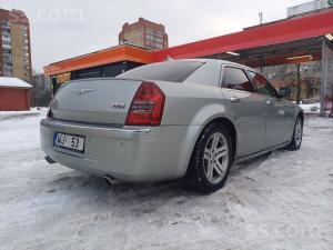 Pelēks Chrysler 300C 2004 Rīga, ar dzinēja tilpumu 5.70 L un nobraukumu 0 tūkst. km par 4900 €, foto 5 vietnē AUTOMOTO.COM.LV