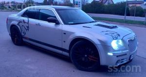 Grey Chrysler 300C 2004 in Dobele, with an engine capacity of 5.70 L and mileage of 180 thousand km for 8500 €, photo 3 on AUTOMOTO.COM.LV