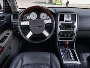 Серый Крайслер 300C 2005 в Тукумс, объемом двигателя 3.50 л и пробегом 356 тыс. км за 2490 €, фото 9 на AUTOMOTO.COM.LV