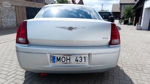Pelēks Chrysler 300C 2005 Tauragė, ar dzinēja tilpumu 3.60 L un nobraukumu 204 tūkst. km par 3000 €, foto 8 vietnē AUTOMOTO.COM.LV