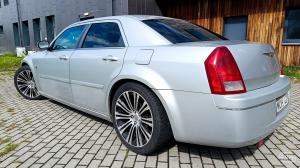 Pelēks Chrysler 300C 2005 Tauragė, ar dzinēja tilpumu 3.60 L un nobraukumu 204 tūkst. km par 3000 €, foto 15 vietnē AUTOMOTO.COM.LV