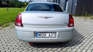 Pelēks Chrysler 300C 2005 Tauragė, ar dzinēja tilpumu 3.60 L un nobraukumu 204 tūkst. km par 3000 €, foto 16 vietnē AUTOMOTO.COM.LV
