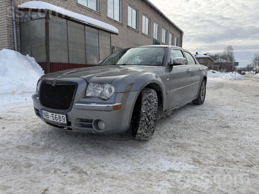 Серый Крайслер 300C 2007 в Краслава, объемом двигателя 2.70 л и пробегом 190 тыс. км за 1350 €, фото 4 на AUTOMOTO.COM.LV
