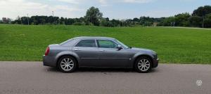Pelēks Chrysler 300C 2007 Vievis, ar dzinēja tilpumu 2.99 L un nobraukumu 317 tūkst. km par 999 €, foto 6 vietnē AUTOMOTO.COM.LV
