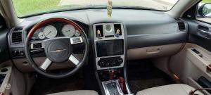 Pelēks Chrysler 300C 2007 Vievis, ar dzinēja tilpumu 2.99 L un nobraukumu 317 tūkst. km par 999 €, foto 11 vietnē AUTOMOTO.COM.LV