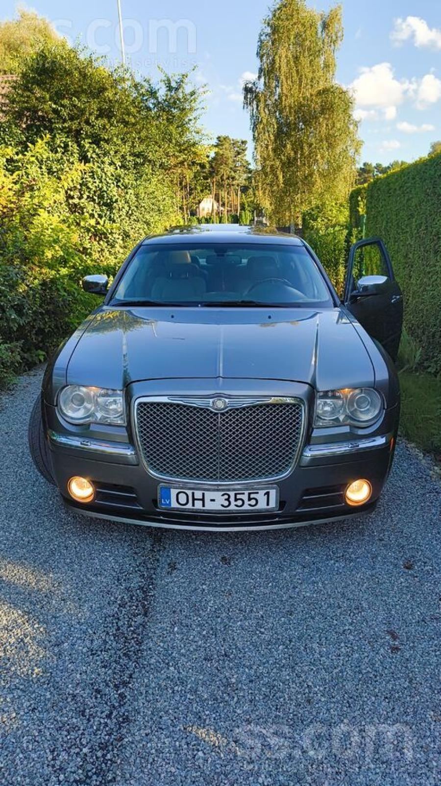 Pelēks Chrysler 300C 2007 Rīga, ar dzinēja tilpumu 3.00 L un nobraukumu 308 tūkst. km par 4199 €, foto 1 vietnē AUTOMOTO.COM.LV