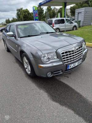 Grey Chrysler 300C 2009 in Kaunas, with an engine capacity of 2.99 L and mileage of 299 thousand km for 2800 €, photo  on AUTOMOTO.COM.LV