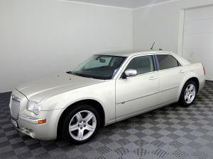 Серый Крайслер 300C 2010 в Таллин, объемом двигателя 3.00 л и пробегом 312 тыс. км за 2599 €, фото 3 на AUTOMOTO.COM.LV