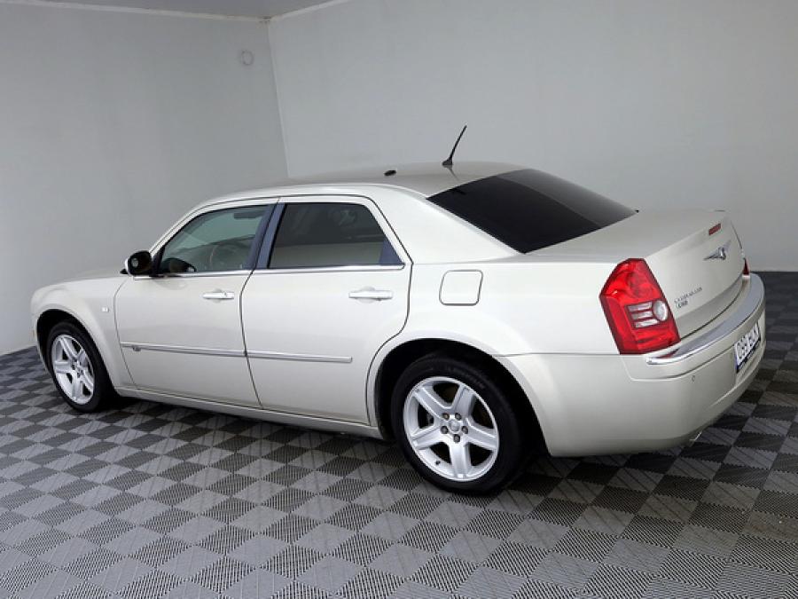 Серый Крайслер 300C 2010 в Таллин, объемом двигателя 3.00 л и пробегом 312 тыс. км за 2599 €, фото 5 на AUTOMOTO.COM.LV