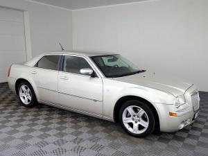 Серый Крайслер 300C 2010 в Таллин, объемом двигателя 3.00 л и пробегом 312 тыс. км за 2599 €, фото 9 на AUTOMOTO.COM.LV