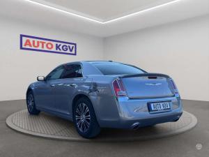 Серый Крайслер 300C 2014 в Клайпеда, объемом двигателя 5.70 л и пробегом 133 тыс. км за 12499 €, фото 4 на AUTOMOTO.COM.LV
