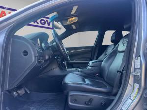 Серый Крайслер 300C 2014 в Клайпеда, объемом двигателя 5.70 л и пробегом 133 тыс. км за 12499 €, фото 13 на AUTOMOTO.COM.LV