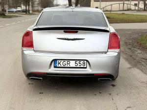 Grey Chrysler 300C 2015 in Siauliai, with an engine capacity of 3.60 L and mileage of 169 thousand km for 6900 €, photo 7 on AUTOMOTO.COM.LV