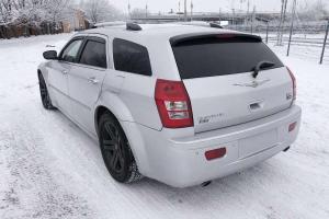 Grey Chrysler 300C 2006 in Siauliai, with an engine capacity of 3.00 L and mileage of 367 thousand km for 2950 €, photo 6 on AUTOMOTO.COM.LV