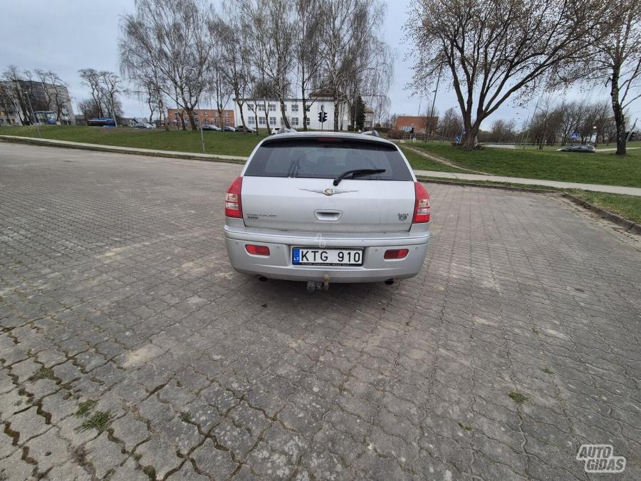 Серый Крайслер 300C 2006 в Клайпеда, объемом двигателя 3.00 л и пробегом 409 тыс. км за 1800 €, фото 7 на AUTOMOTO.COM.LV