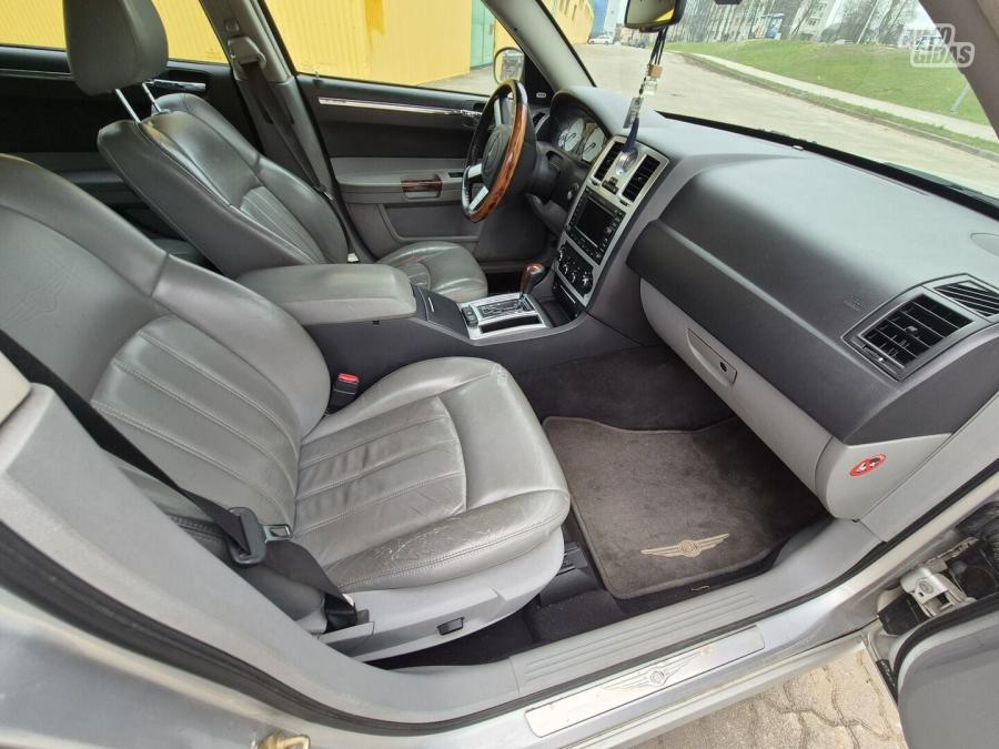 Серый Крайслер 300C 2006 в Клайпеда, объемом двигателя 3.00 л и пробегом 409 тыс. км за 1800 €, фото 27 на AUTOMOTO.COM.LV