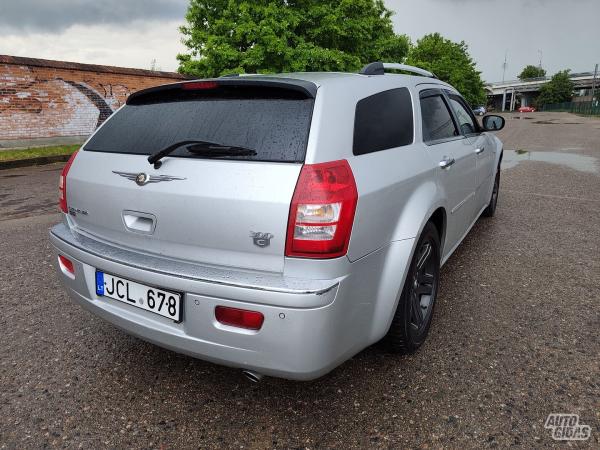 Pelēks Chrysler 300C 2006 Šauļi, ar dzinēja tilpumu 3.00 L un nobraukumu 367 tūkst. km par 2350 €, foto 4 vietnē AUTOMOTO.COM.LV