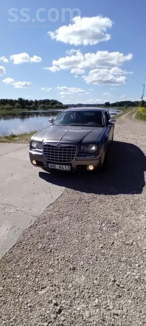 Серый Крайслер 300C 2007 в Екабпилс, объемом двигателя 3.00 л и пробегом 309 тыс. км за 2650 €, фото  на AUTOMOTO.COM.LV