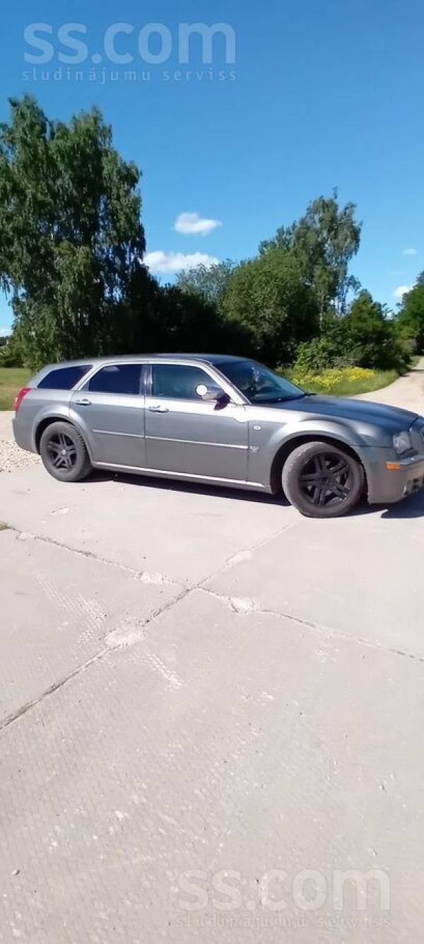 Pelēks Chrysler 300C 2007 Jēkabpils, ar dzinēja tilpumu 3.00 L un nobraukumu 309 tūkst. km par 2650 €, foto 2 vietnē AUTOMOTO.COM.LV