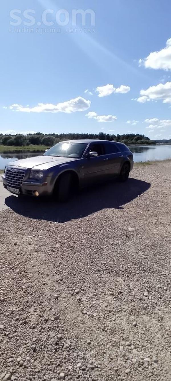 Pelēks Chrysler 300C 2007 Jēkabpils, ar dzinēja tilpumu 3.00 L un nobraukumu 309 tūkst. km par 2650 €, foto 3 vietnē AUTOMOTO.COM.LV